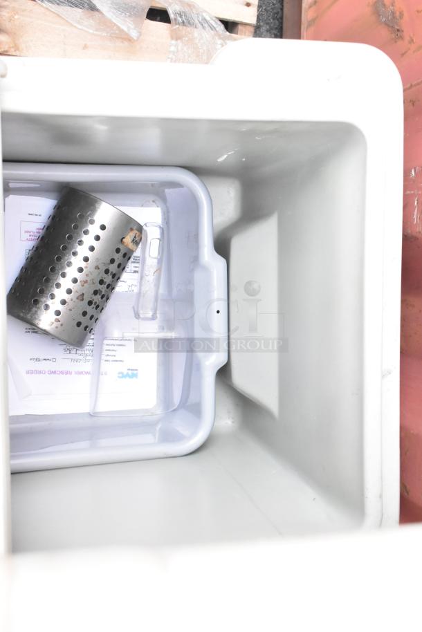 Cambro Poly Portable Ice Bin On Commercial | #0323