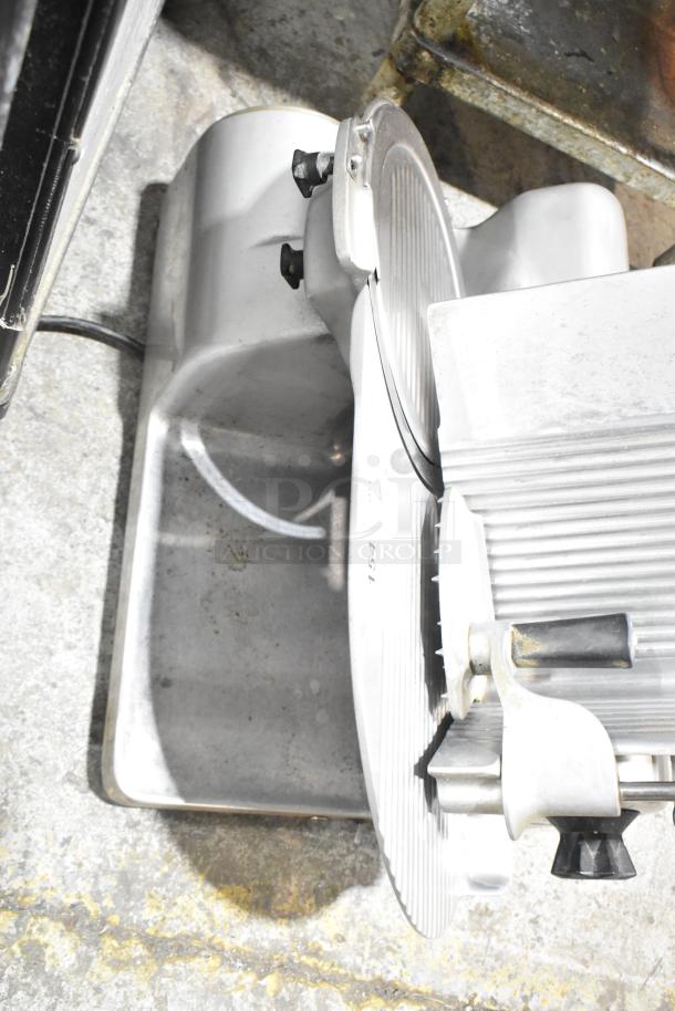 Metal Commercial Countertop Meat Slicer. 115 | #0154