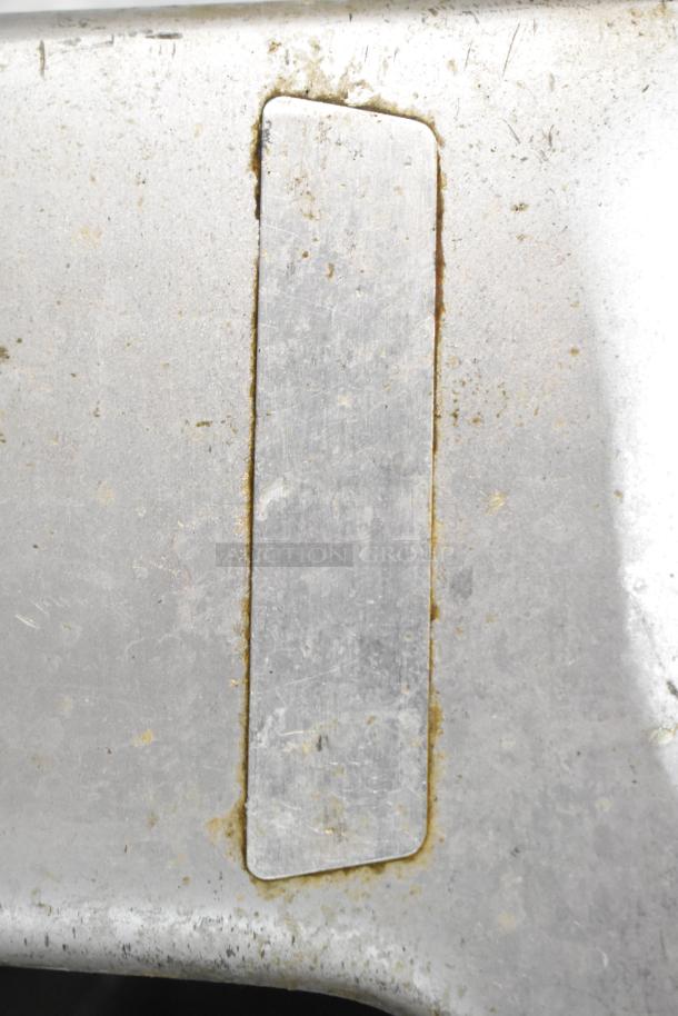 Metal Commercial Countertop Meat Slicer. 115 | #0154